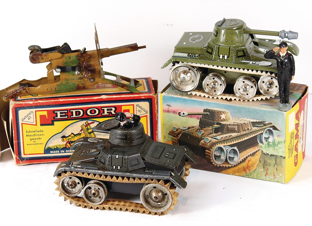 GAMA Tank, Vorkrieg, Blech lithogr., 18 - auctions & price archive